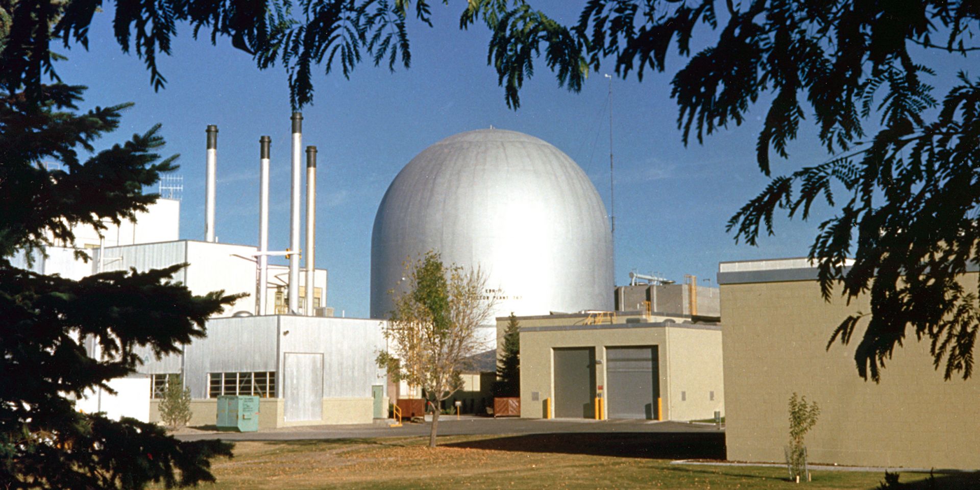 The design and legacy of Experimental Breeder Reactor-II -- ANS ...